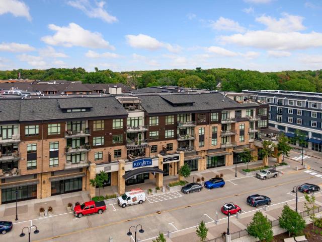 875 Lake Street N # 315