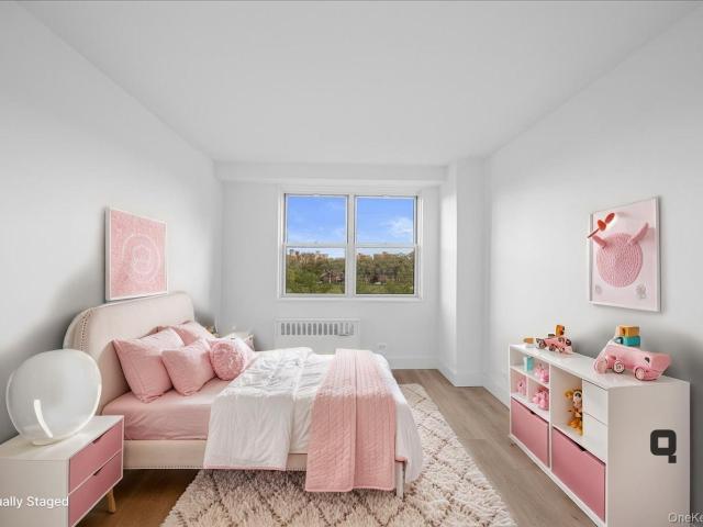 875 Morrison Avenue 8L