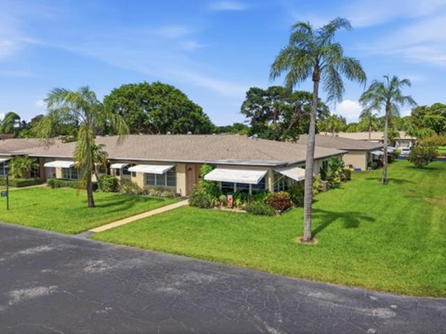 875 North Dr Apt D, Delray Beach, FL 33445