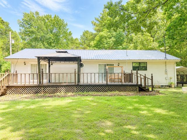 875 New Friendship Rd