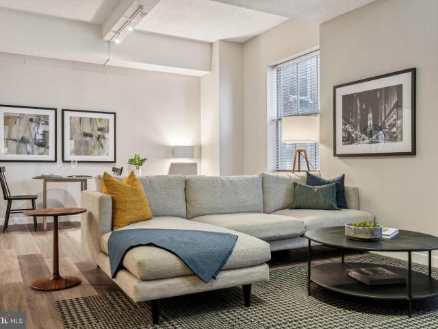 875 Sansom St, Unit 827, Philadelphia, PA 19107 | MLS #PAPH2617