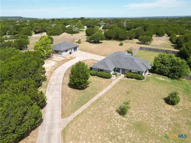 875 Spring Creek Ln, Copperas Cove, TX 76522