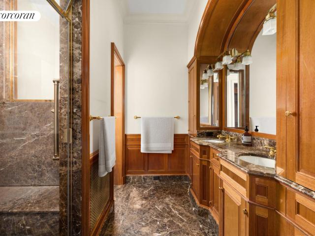 875 Park Avenue, Unit PHCD