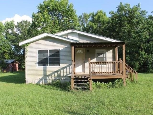 875 Woodrow St, Silsbee, TX 77656
