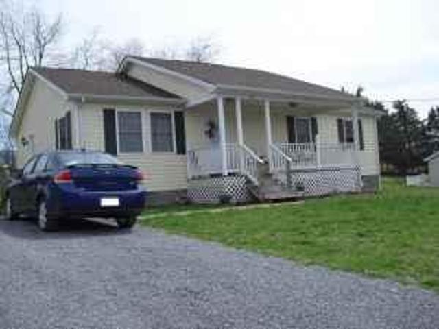 $875 THREE BEDROOM TWO BATH SINGLE FAMILY HOME LURAY