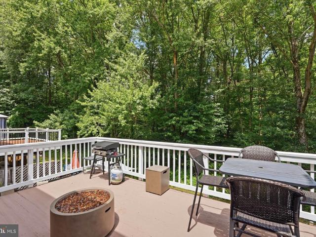 8764 Newington Commons Road