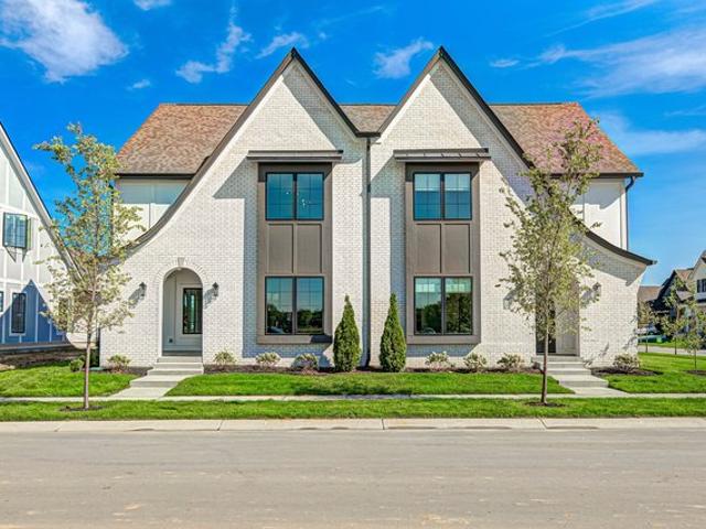 8764 Chauncey St, Zionsville, IN 46077