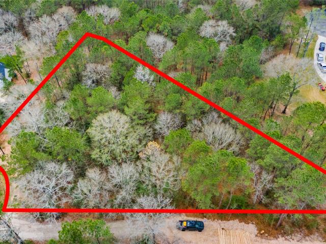 8764 Lauren Ln, Waller, TX 77484 | MLS #53919 | Compass