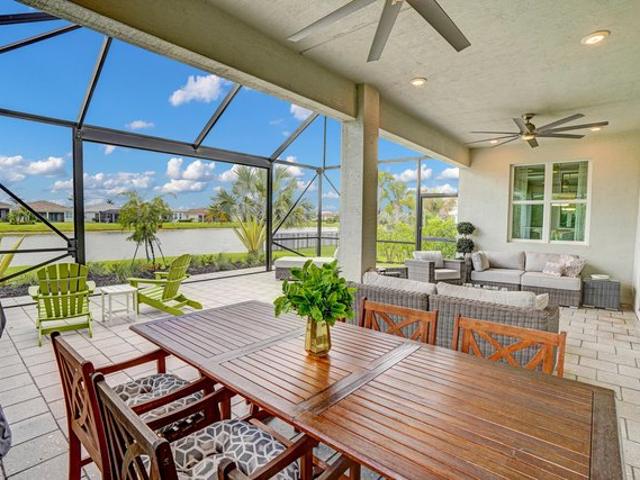 8765 SW Vico Way, Port Saint Lucie, FL 34987