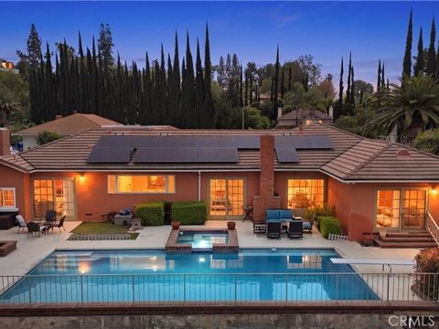 8767 Moorcroft Ave, West Hills, CA 91304