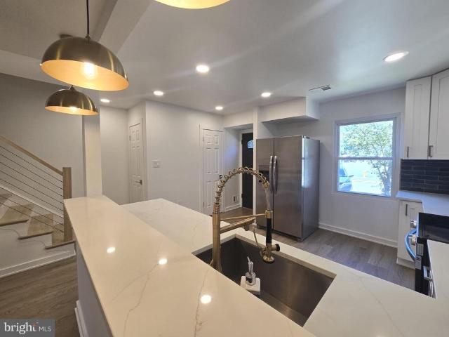 8760 Stoneridge Drive