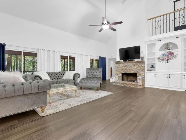 8760 S Mount Drive