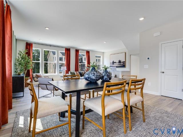 8760 Whitman Drive
