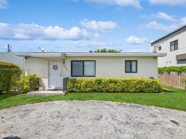 8761 SW 34th St, Miami, FL 33165