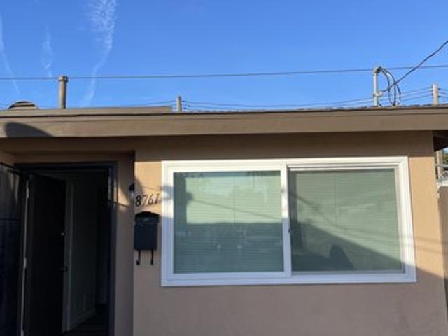 8761 Vans St, Paramount, CA 90723
