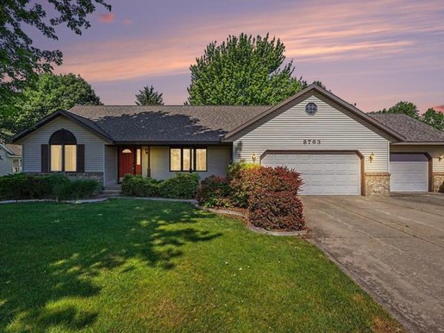 8763 Astro Dr, Jenison, MI 49428