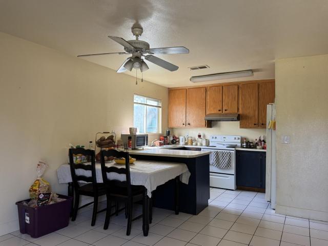 8763 Sunny Breeze Way, Sacramento, CA 95828 | MLS #226037 | Compass