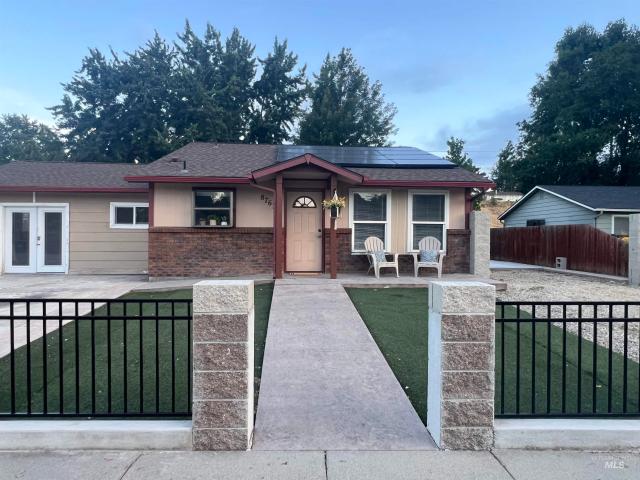 8763 W Austin St