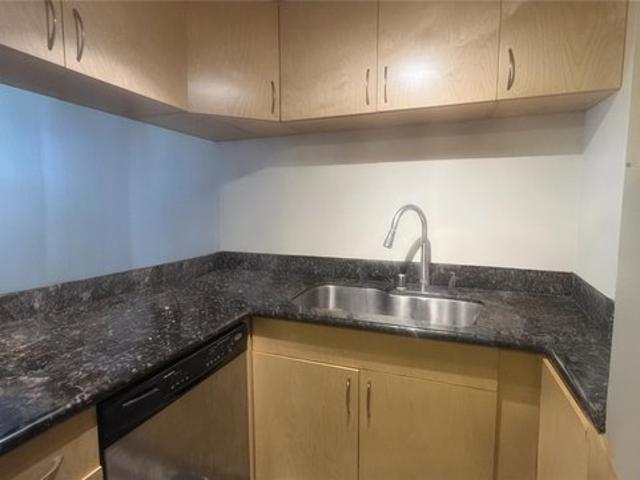 876 Curtis St Apt 2107, Honolulu, HI 96813