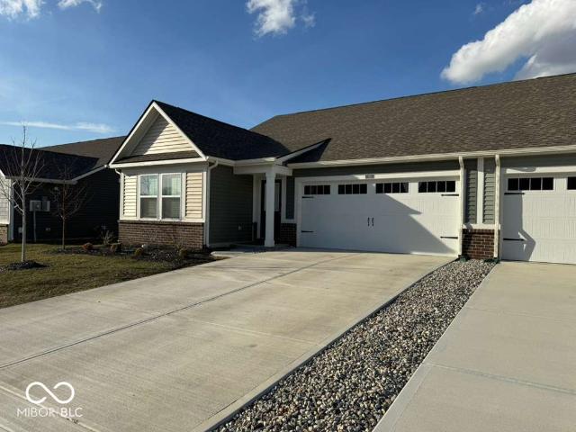 876 Garrow Dr, Westfield, IN 46074 | MLS #22090 | Compass