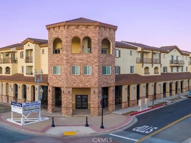 876 S D St, Perris, CA 92570