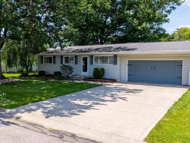 876 Sunset Dr, Wabash, IN 46992