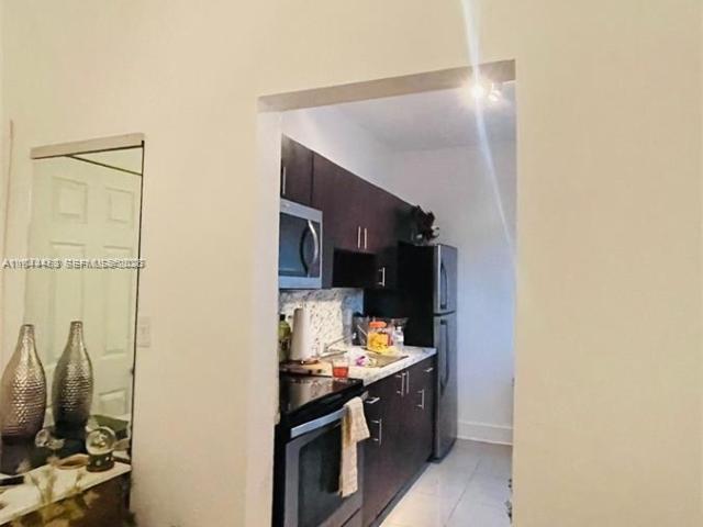 876 SW 2nd St, Miami, FL 33130 | MLS #A11844