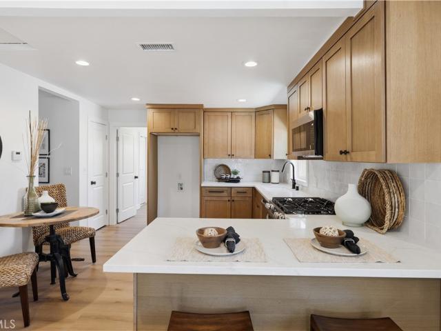 876 W Oliver St, San Pedro, CA 90731 | MLS #CV26060 | Compass