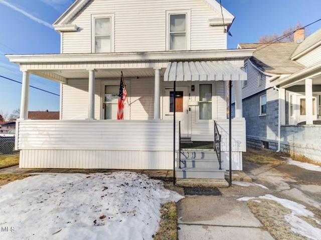876 Thompson St, Schenectady, NY 12306