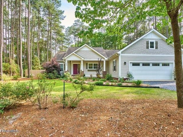 876 Thrush Dr, Vass, NC 28394