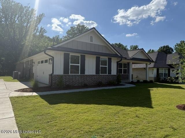 8779 Jackson Ln, Olive Branch, MS 38654