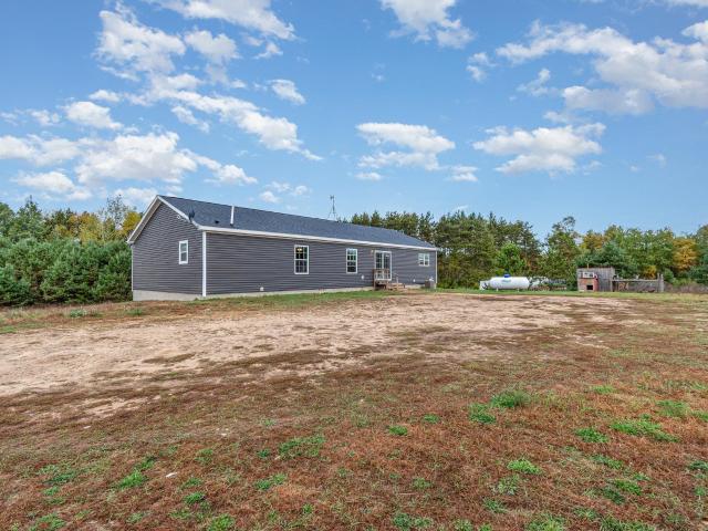8770 N Vickeryville Road