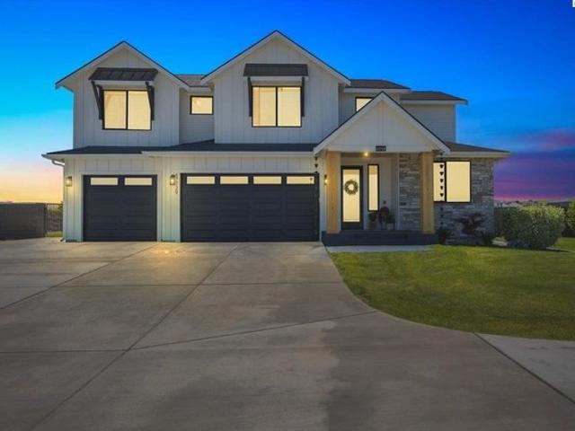 87729 E Calico Rd, Kennewick, WA 99338