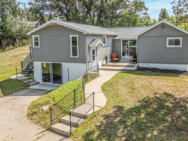 8772 County Road K, Omro, WI 54963