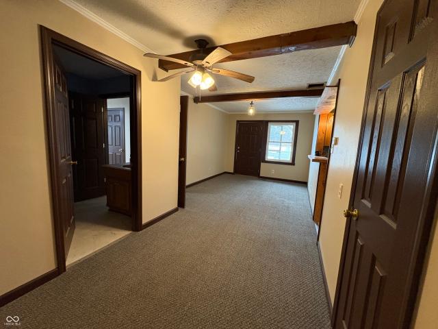 8772 E State Road 42