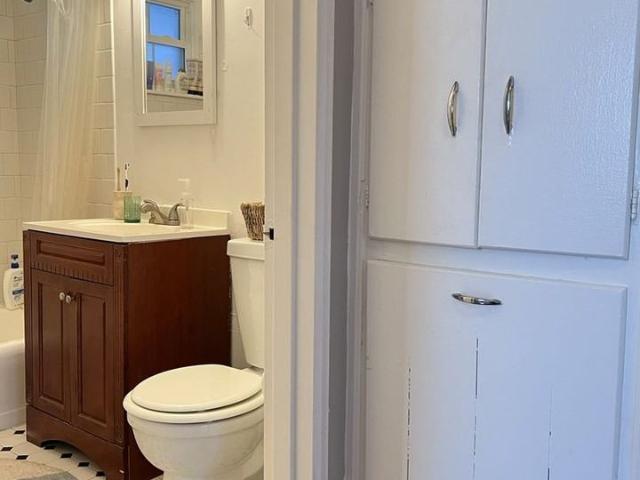 877 2 Bedroom Apartment for Rent at 877 Charles Allen Dr Ne, Atlanta, GA 30308 Midtown
