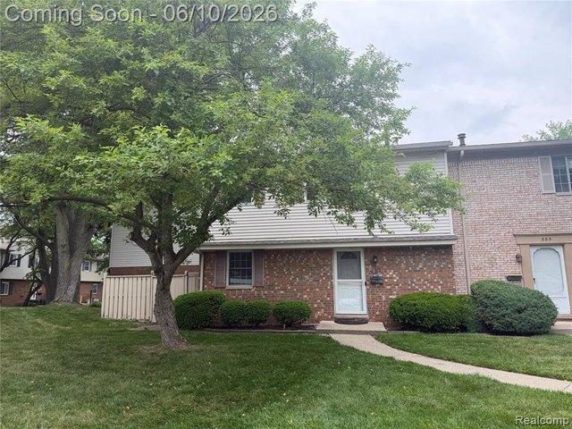 877 Kirts Blvd, Troy, MI 48084
