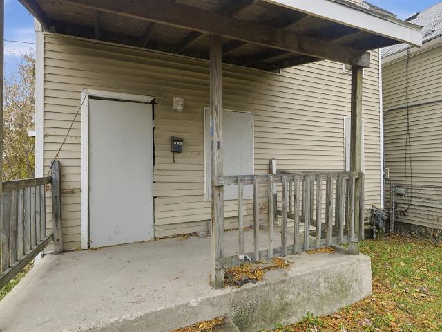 877 Oakland Avenue