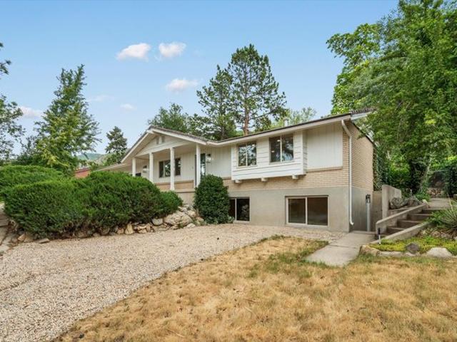 877 S 200 E, Farmington, UT 84025