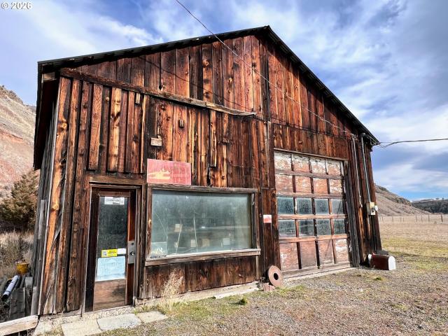 87861 highway 82