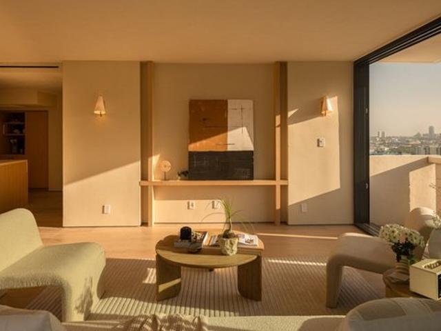 8787 Shoreham Dr Apt 901, West Hollywood, CA 90069