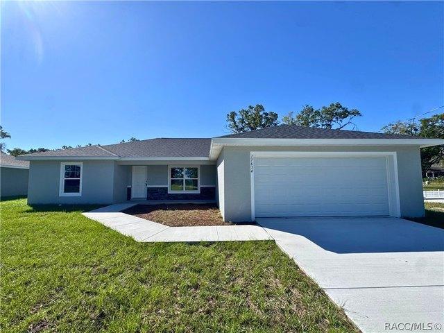8781 N Quarry Dr, Citrus Springs, FL 34434