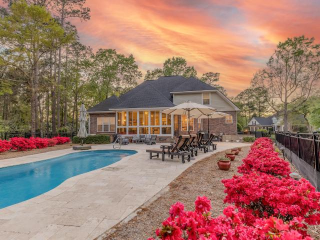 8781 Herons Walk