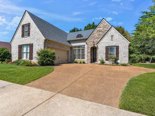 8782 brunswick forest dr
