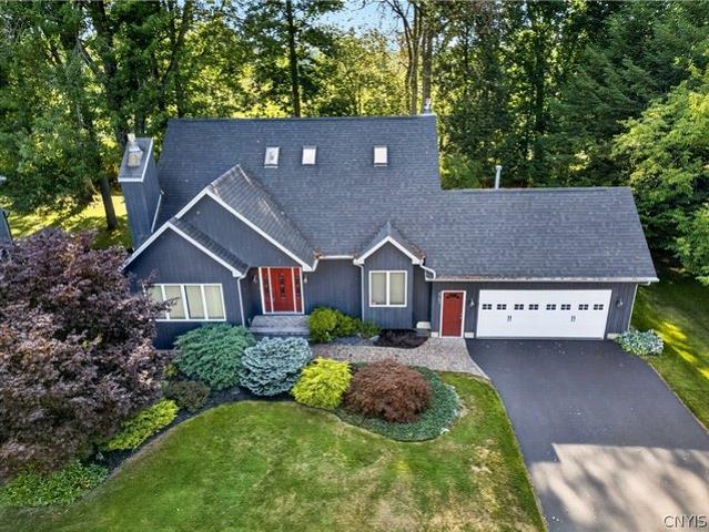 8783 Wedgefield Ln, Cicero, NY 13039
