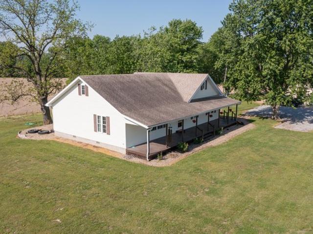878 County Road 600 N, Sims, IL 62886