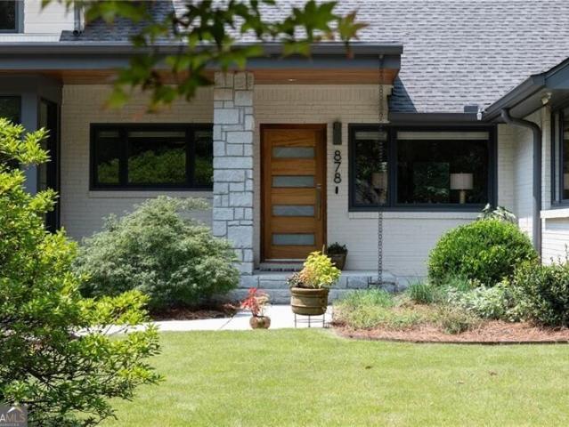 878 Barton Woods Road NE