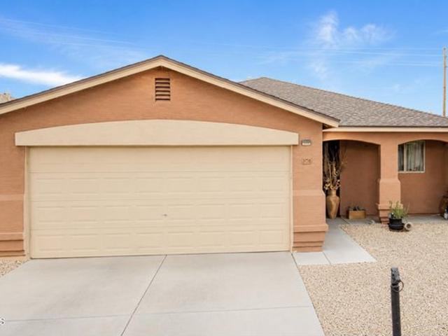 878 E Silversmith Trl, San Tan Valley, AZ 85143