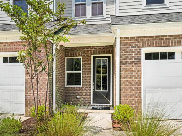 878 Foxtail Dr. C 37