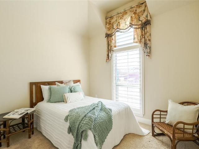 878 Hatton Sumner Pl, Arlington, TX 76005 | MLS #21276